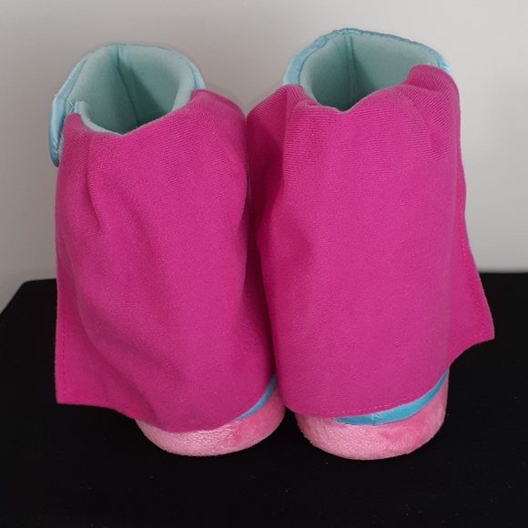 DC Comics | Shoes | Supergirl Dc Comics Bootie Slippers Size 23 | Poshmark